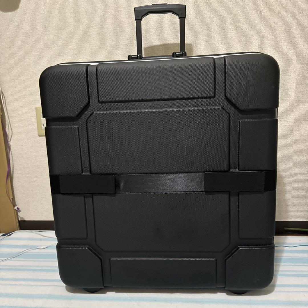 ブロンプトン用 B&W社輪行ハードケース ぎこちな ブロンプトン用 B&W社輪行ハードケース ぎこちな